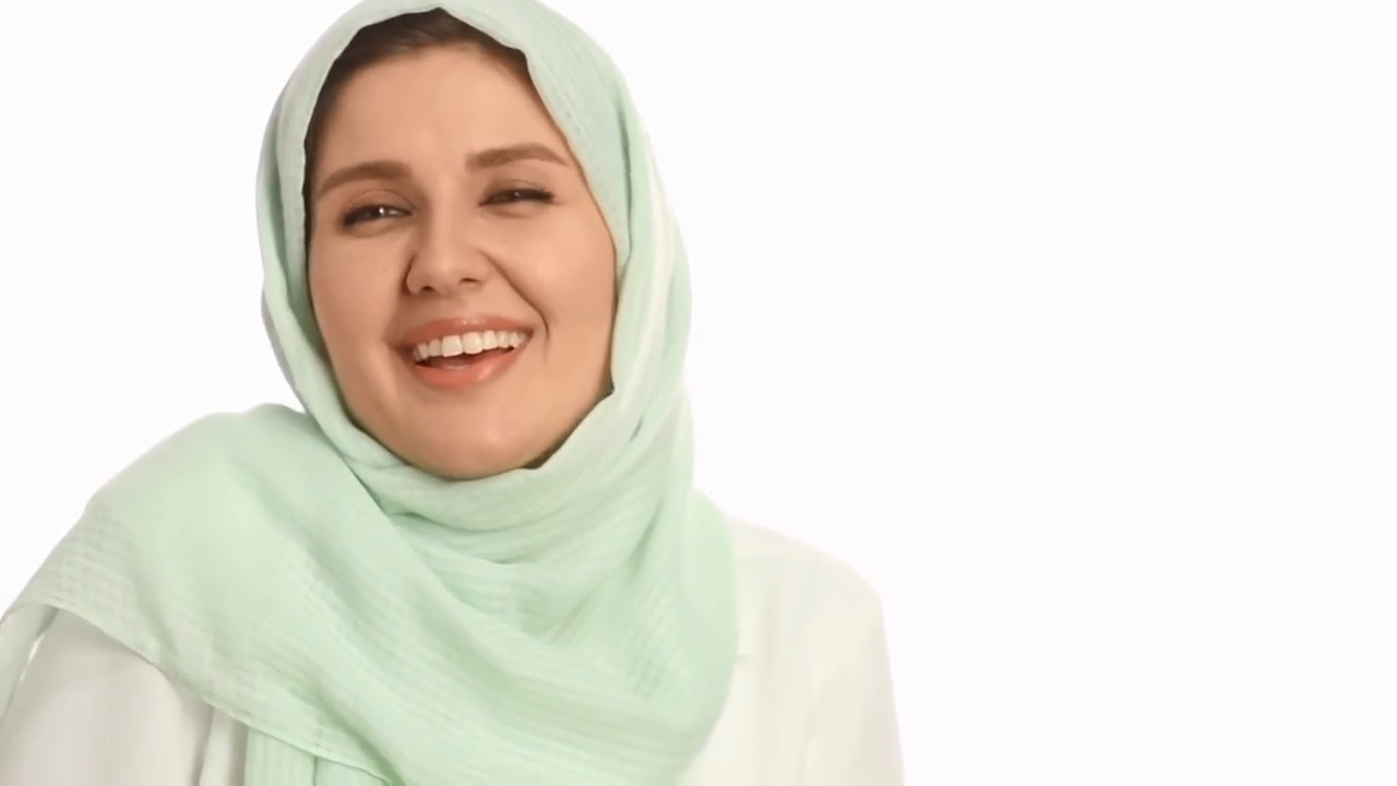 بیوگرافی بازیگر دورگه گلوریا هاردی فرانسوی - ایرانی - بازیگر ۳۶۰